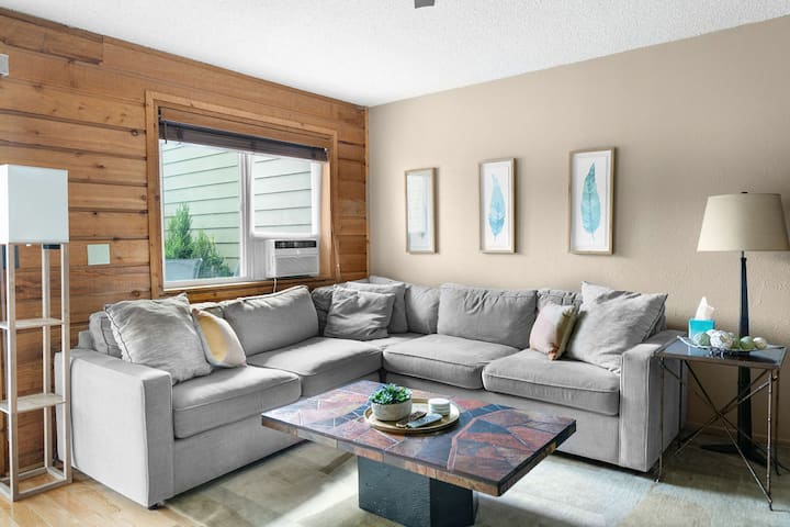 Entire 2-story Townhome In Central Boulder - Boulder, CO