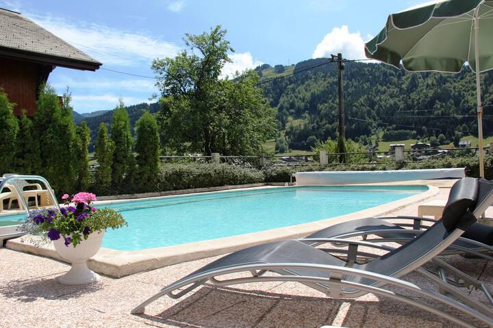 Julianna : Appartement "Praz" Avec Piscine - Abondance