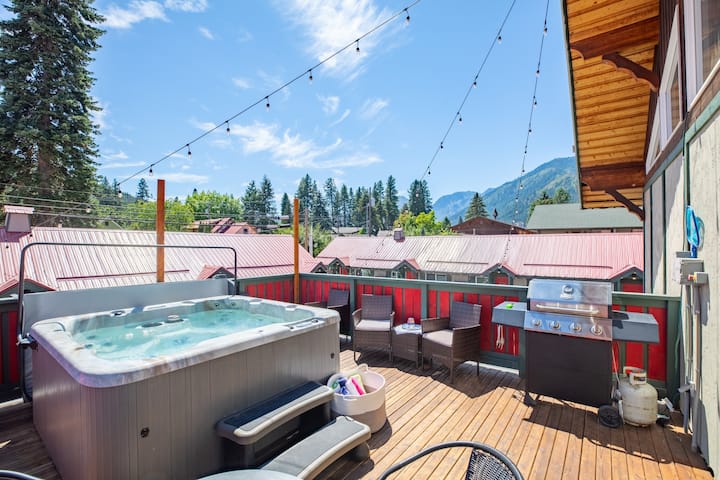 Wanderlust #17 In Town, Kitchen, Private, Hot Tub - Leavenworth, WA