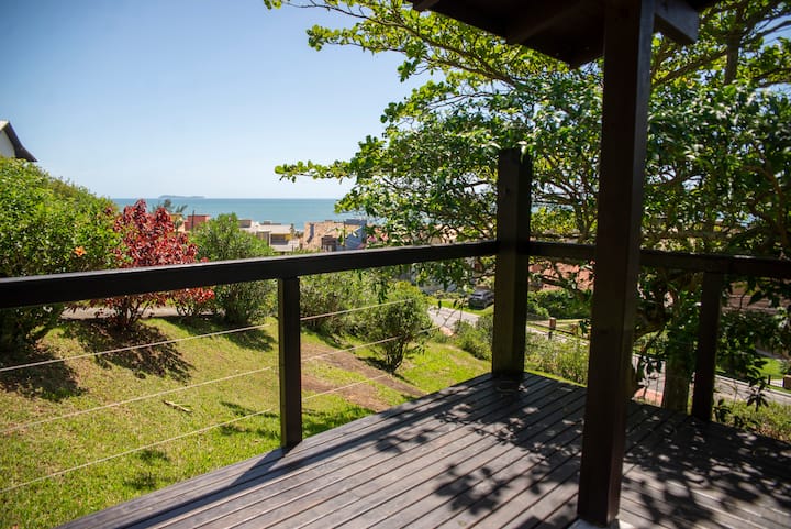 Casa No Morrinhos Com Vista E A 200m Do Mar - Garopaba