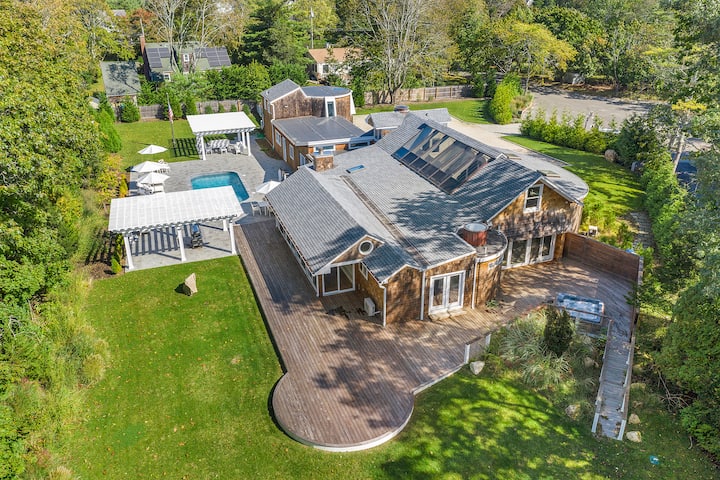 Private Luxury Hamptons Estate Indoor Pool Hot Tub - The Hamptons, NY