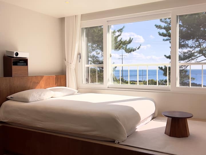 광활한 바다 전망의 해변 숙소/303호 - Jeju-do