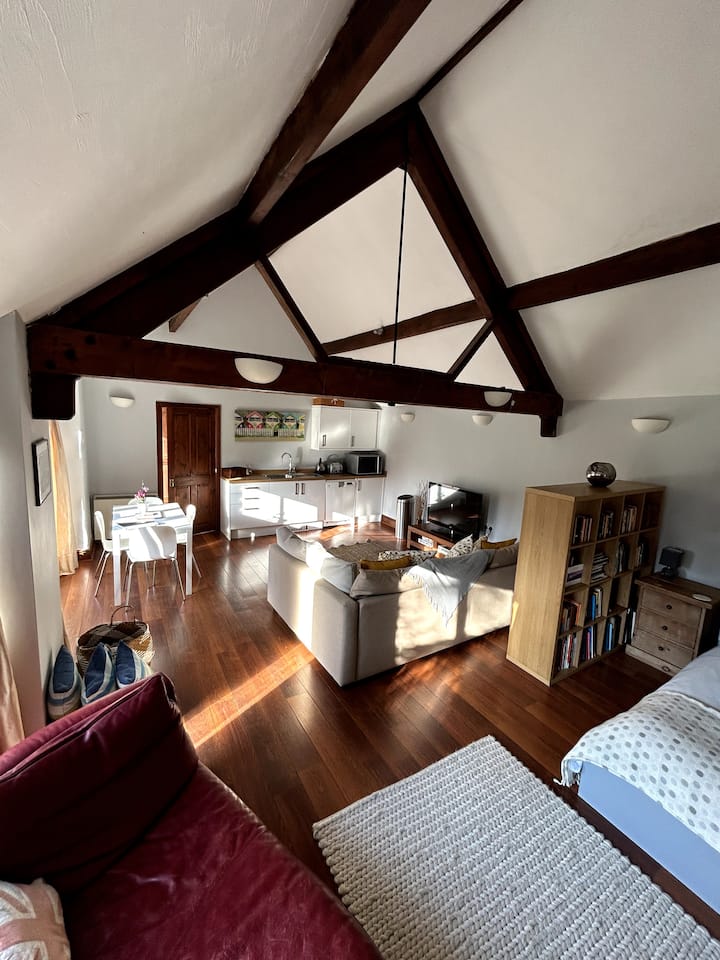 Converted Cow Shed In The Heart Of Sunny Somerset - Shepton Mallet