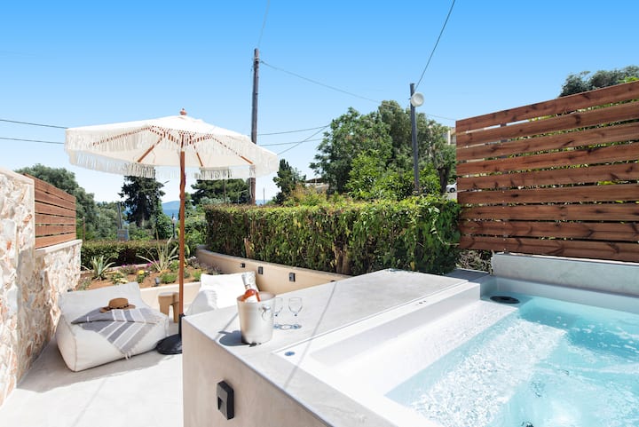 Deluxe Studio With Mini Pool - Corfu