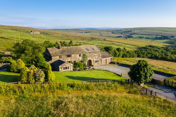 Long View Yorkshire-16ppl-hottub-sauna-plunge-bar - Hebden Bridge