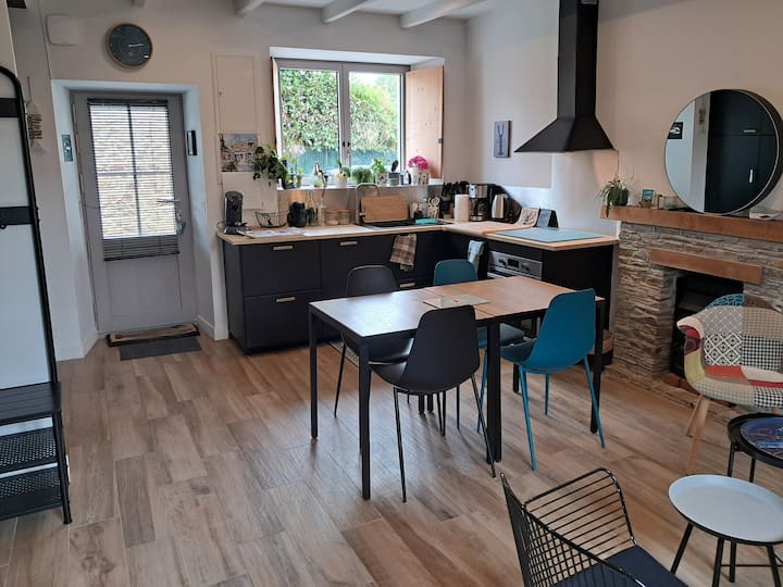 Maison Rénovée Au Calme Avec Beau Jardin Plein Sud - Pointe du Grouin