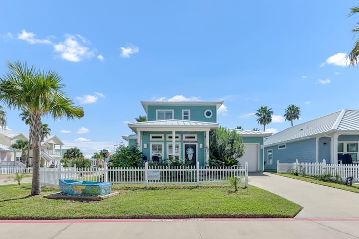 Miss B'haven Beach Cottage - Corpus Christi, TX