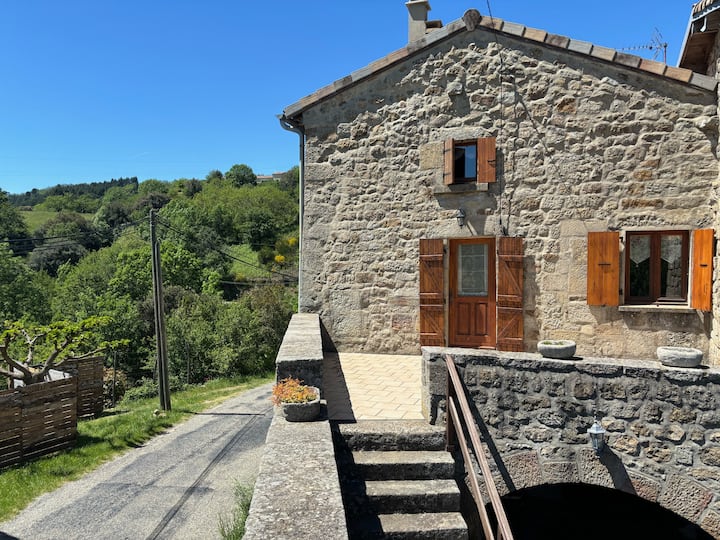 Gîte La Gargouille - 6 Pers - 100m² - 3 Chambres - Ardèche