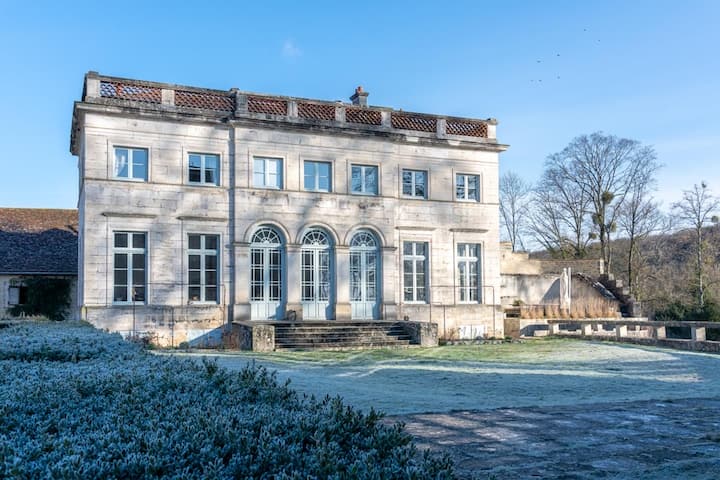 Le Château De Crépan - Côte-d'Or
