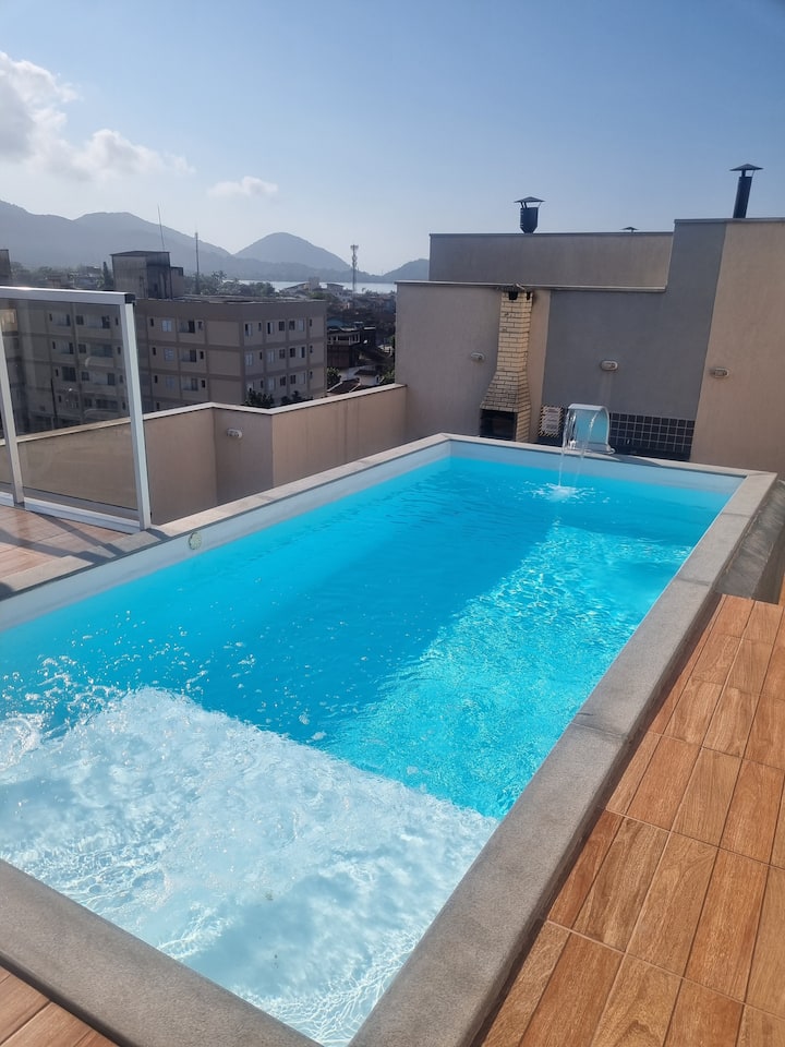 Apto / 2 Quartos/suíte /Wi-fi/piscina No Rooftop - Ubatuba