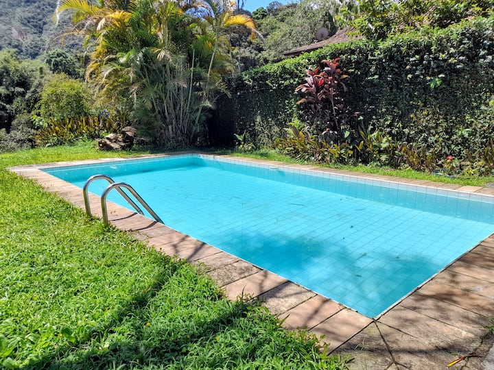 Petrópolis E A Natureza Imperial - Petrópolis