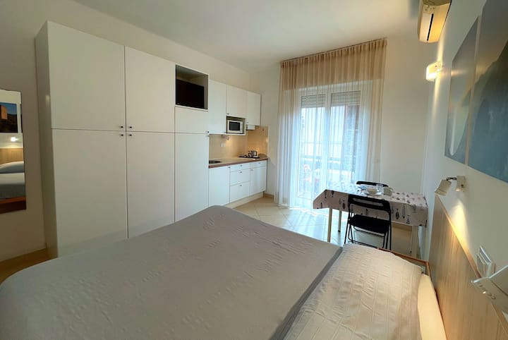 Residence Glicini - Monolocale Con Balcone - Family & Mtb - Finale Ligure