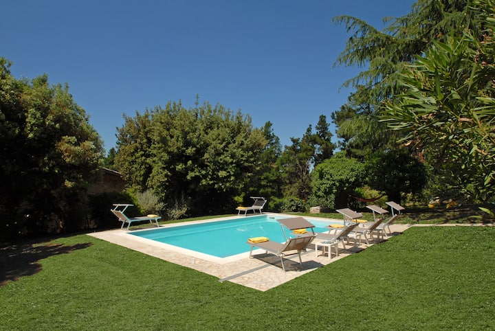 Maison 16-18 Personnes Dans Un Parc Extraordinaire - Italia