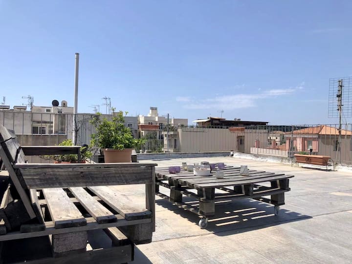 À Pied De L'acropole, Appartement Moderne De Plaka - Athènes