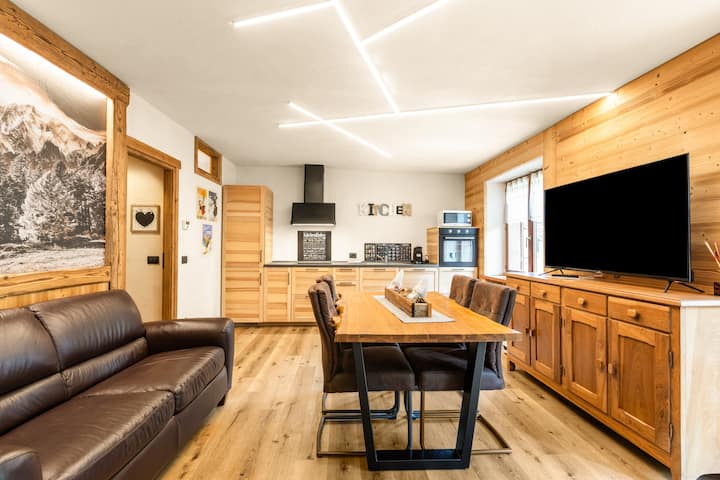 "Aiguille Noire"- La Maison De Courma - - Courmayeur
