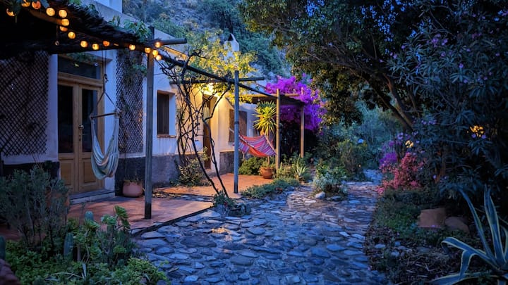 Casa Tia Sfeervol En Ruim Vakantie Appartement - Costa Tropical