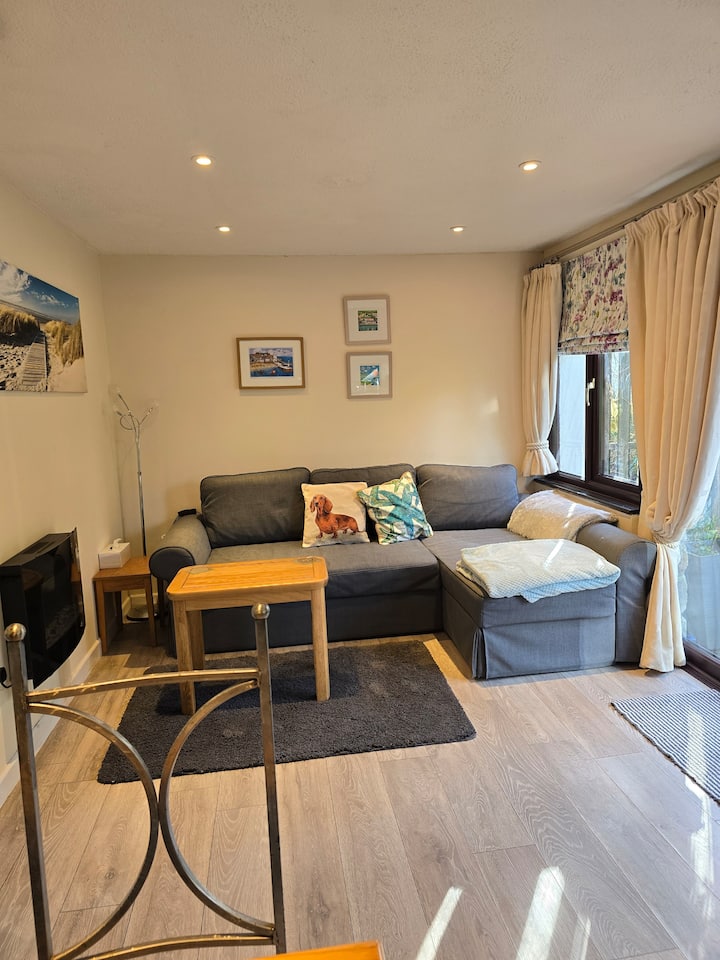 The Nook (Near St Ives)
Tr263hx - St Ives