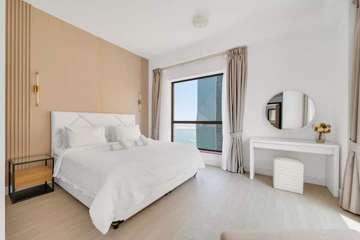 Beach+pool+tram. Spacious Apartment In Jbr. - Dubái