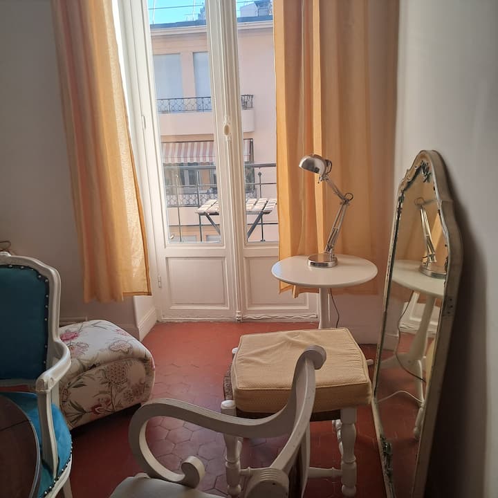 Bel Appart 2 Chambres Zone Place Du Pin Nice - Niza