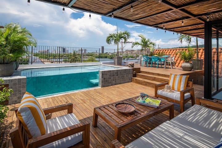 Getsemani Hip House W/ Terrace & Private Pool - Cartagena