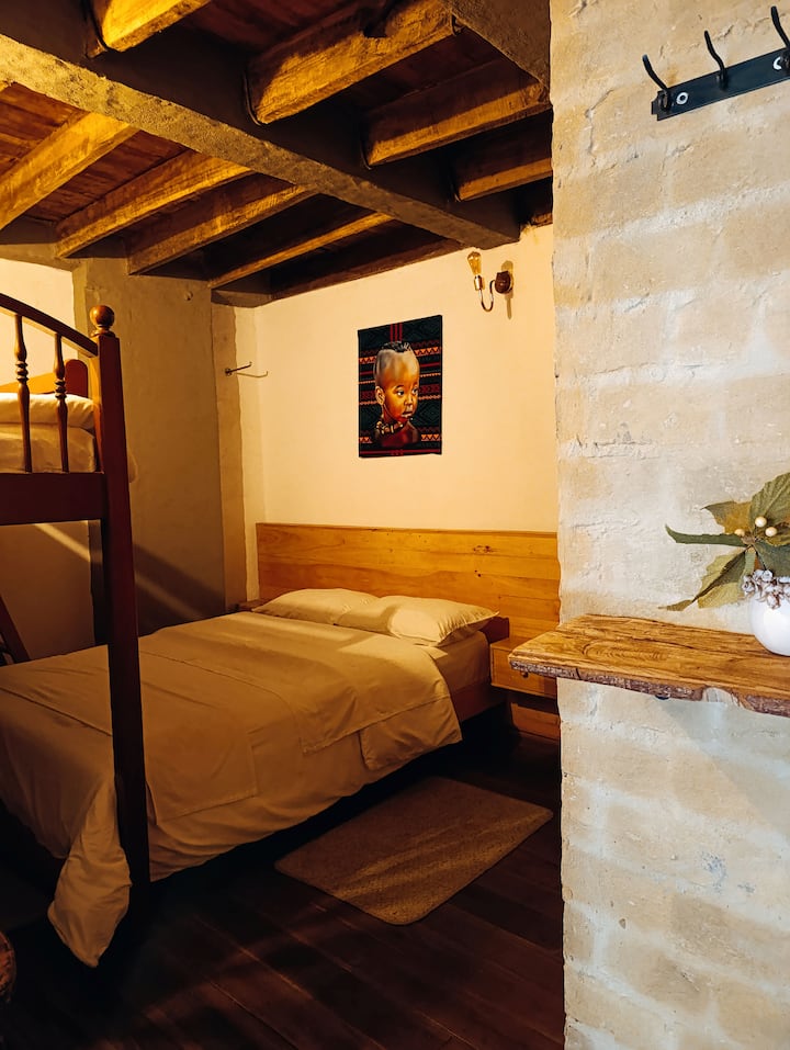 Amuya Hostel-habitación 3 Personas, Baño Privado - Chiquinquirá