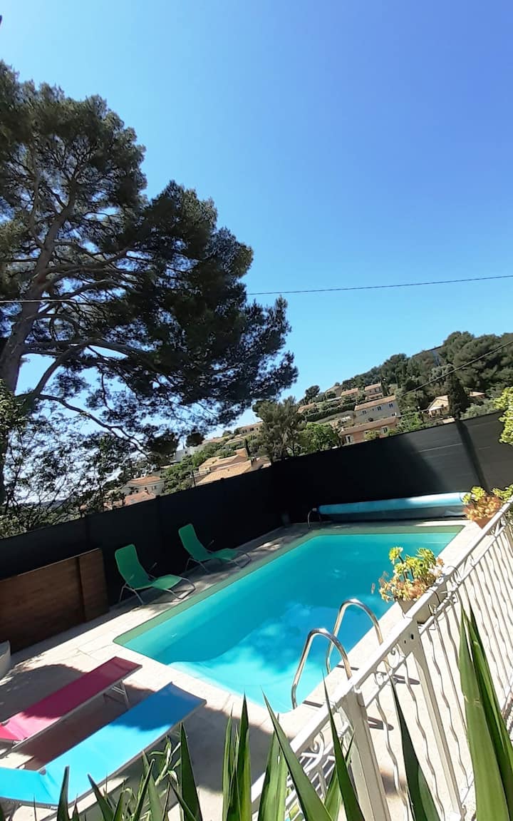 Rdc De Villa Avec Terrasse - Toulon