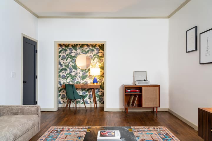 "The Stones" Studio Apartment In Hollywood, Ca - Los Angeles, CA