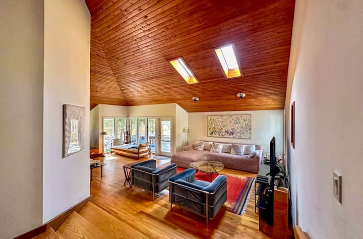 Enjoy Privacy In Protected Wetlands - Westhampton, NY