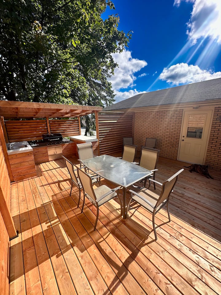 Maison Chaleureuse En Pleine Ville - Sherbrooke