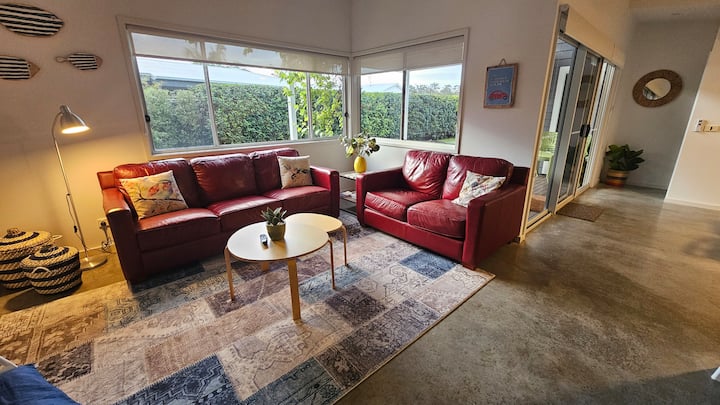 Light, Bright And Airy In Beautiful Broulee - Broulee