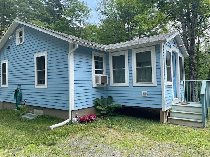Country Cottage Home Away From Home In Berkshires - 蒙特雷