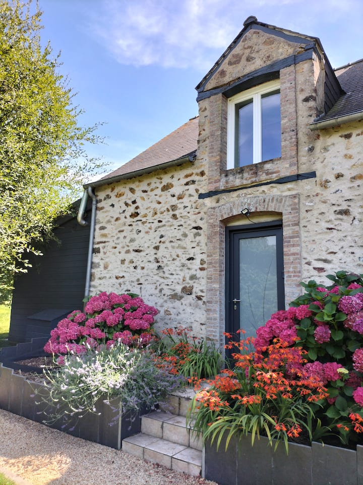 Logement Indépendant En Campagne Proche Halage - Laval, France