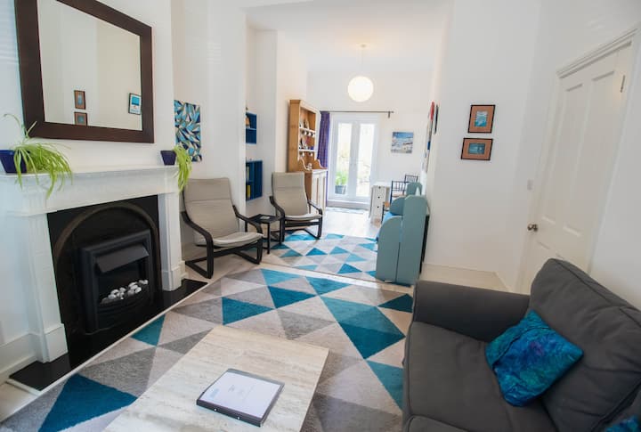 Blachington Cottage, "Stunning And Central" - Seaford