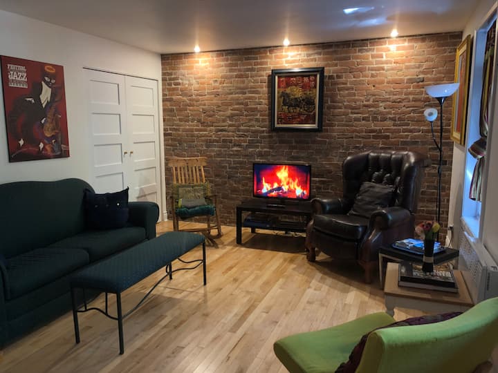 Centre-ville : Appartement Rénové Pour Long Séjour - Montréal, QC