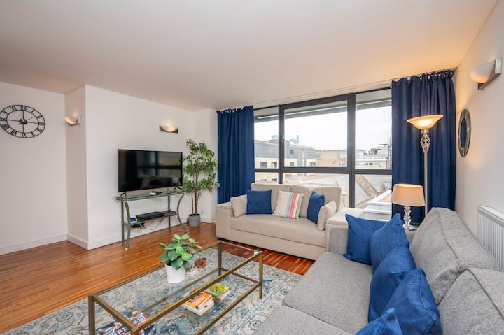 Bright Spacious Flat In Central London | Sleeps 6 - London Paddington Station