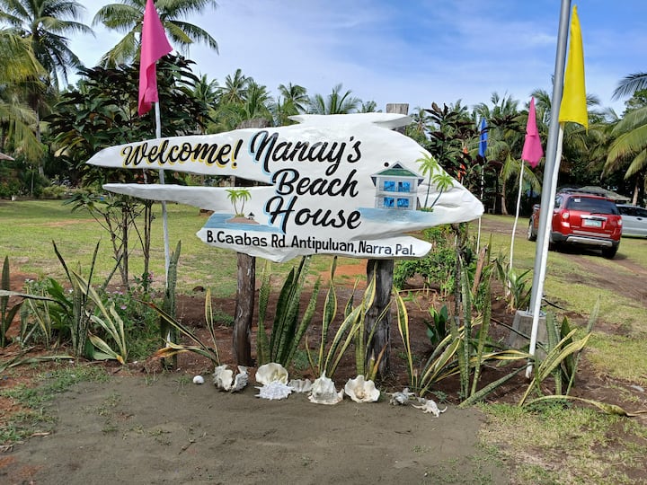 Nanays Beach House & Gardens (Ground Floor Apt) - Narra