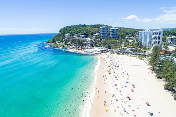 Burleigh Beach Pad With Free Bikes! - Gold Coast