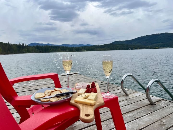 Historic Log Cabin & Rv Site, Lakeside Sauna Avail - Canada