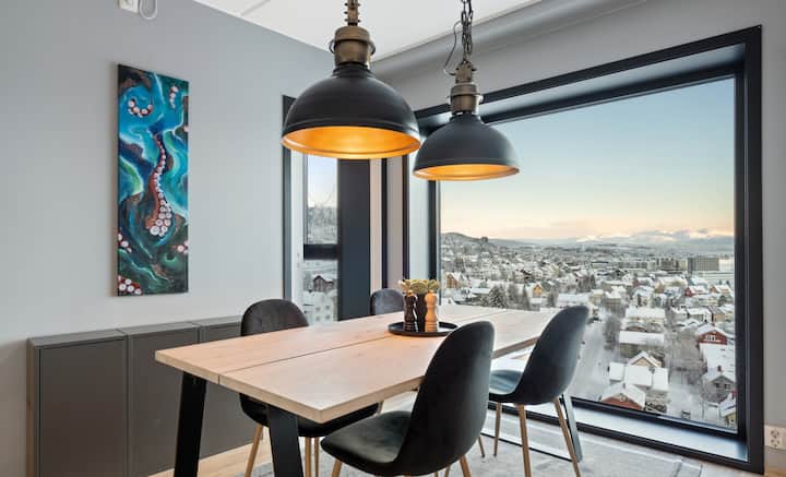 Luxurious Apartment With Great View Of Tromsø - 트롬쇠