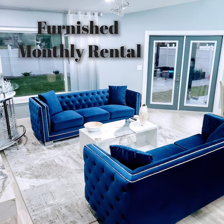 St. Pete Luxury Home | Pool, Spa & Near Beach - St. Petersburg, FL