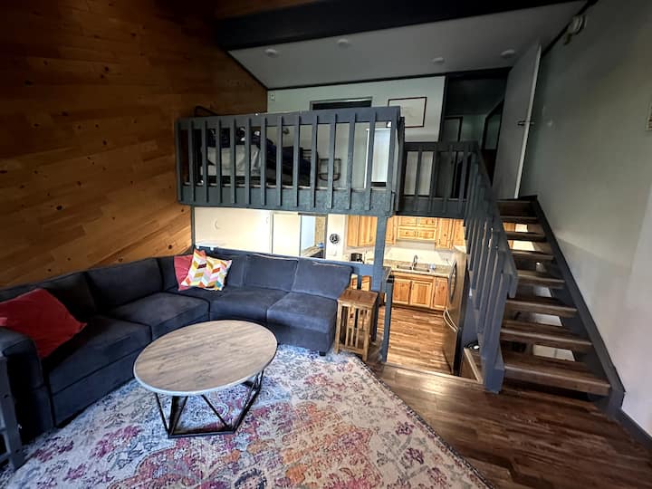 Ground Floor 1 Bed + Loft At Steamboat Base - Steamboat Springs, CO