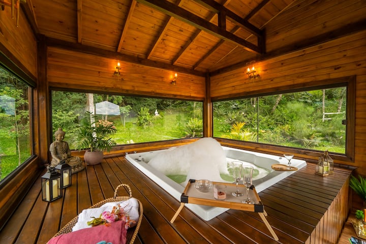 Casa Com Banheira Jacuzzi - Bom Retiro