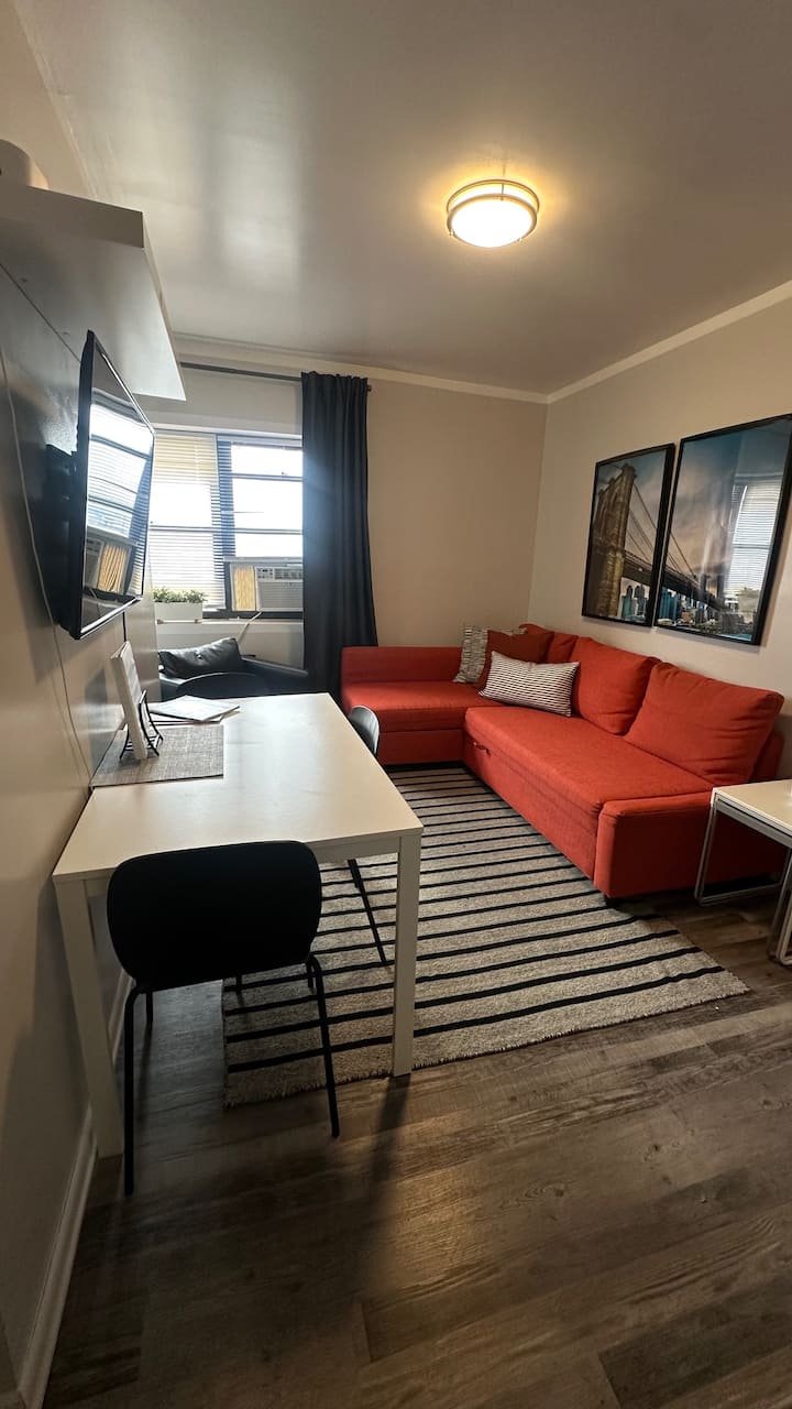 Cozy 2br | Easy 30 Min To Times Square - Weehawken, NJ
