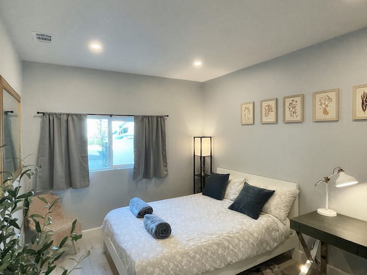 Elegant & Modern 1 Bedroom Unit - Palo Alto, CA