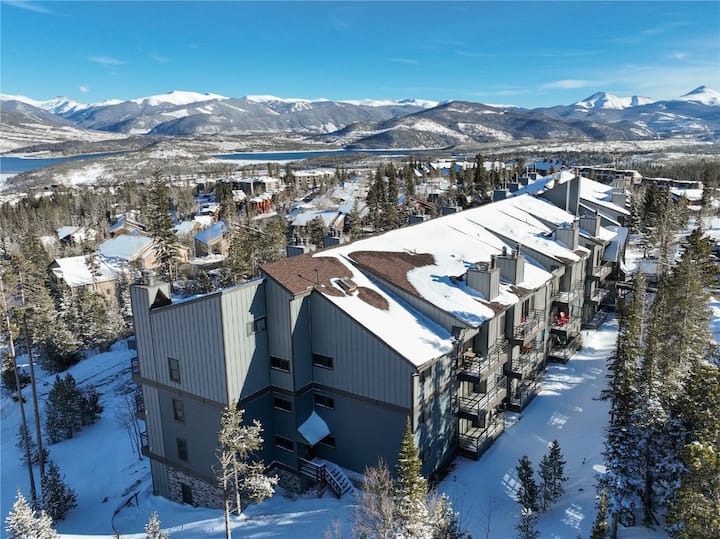 Rustic Mountain Lodge/2bed+2bath Condo Str20-00429 - Silverthorne, CO