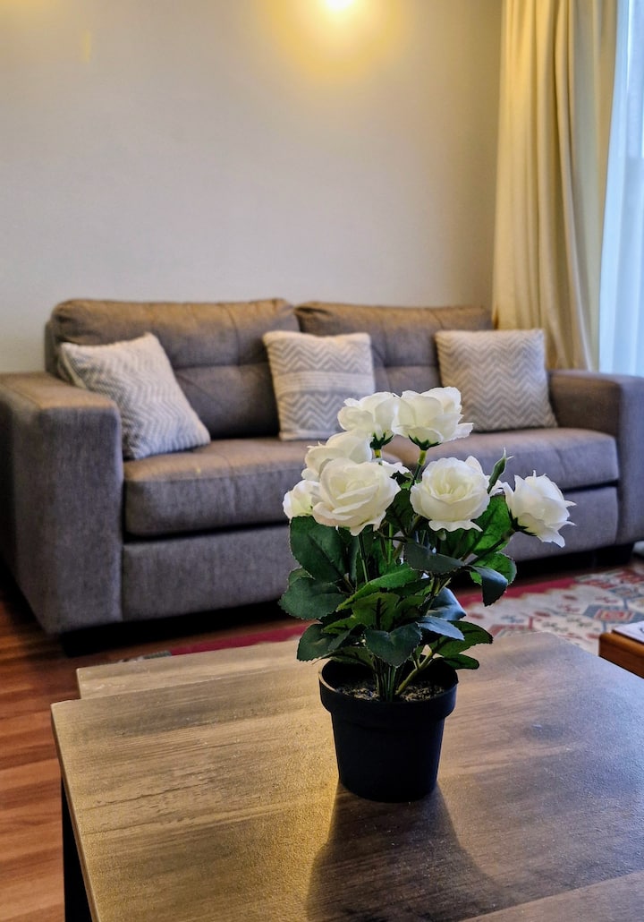 Depto. Cómodo, Familiar, Con Estacionamiento. - Valdivia