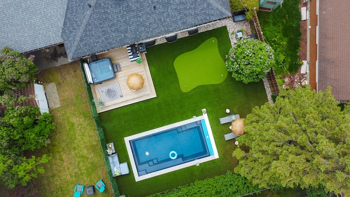 Ottawa Pool Staycation-trendy Turtle - Ottawa