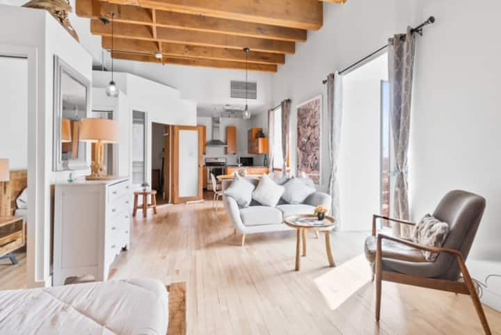 Rustic Modern 1864 Loft In Old Port Montreal - モントリオール