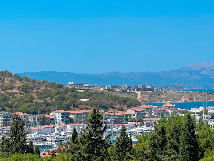 Evalacati - Amfi Mavi ÇEşme - Çeşme