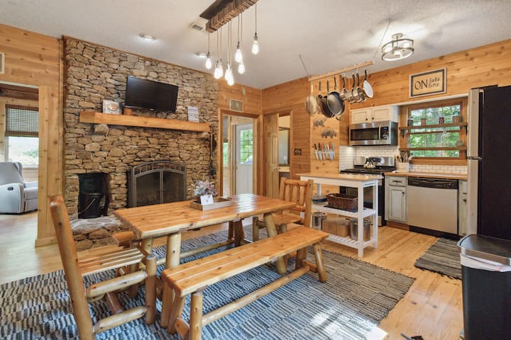 Charming Get-a-way (11c) Fun, Lake, Golf Carts - Kentucky